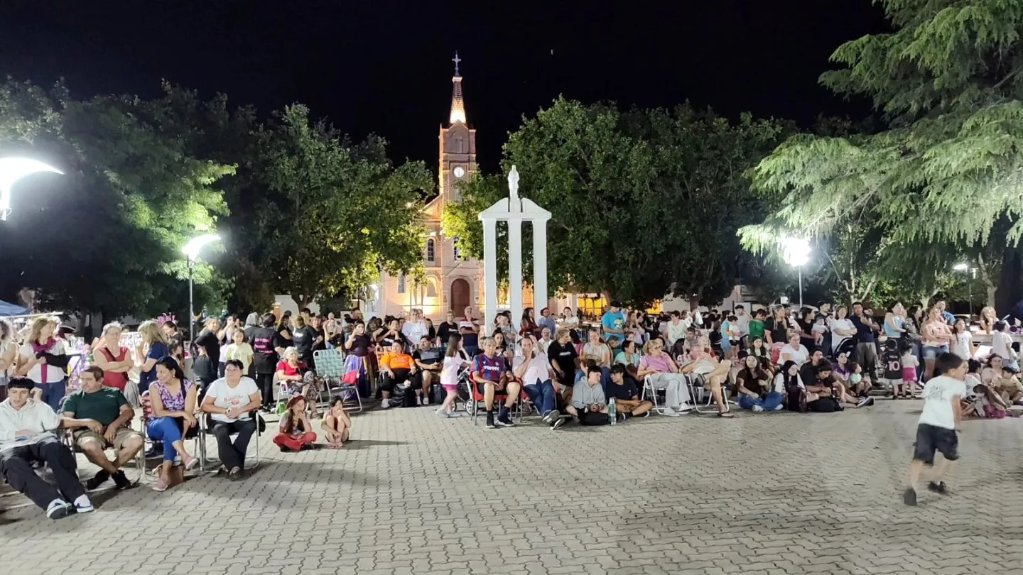 MUESTRA INSTITUCIONAL CENMA